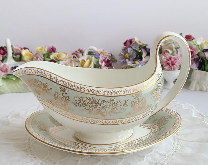 Wedgwood Columbia Sage Green Rim Gravy Boat and Underplate Bone China ...