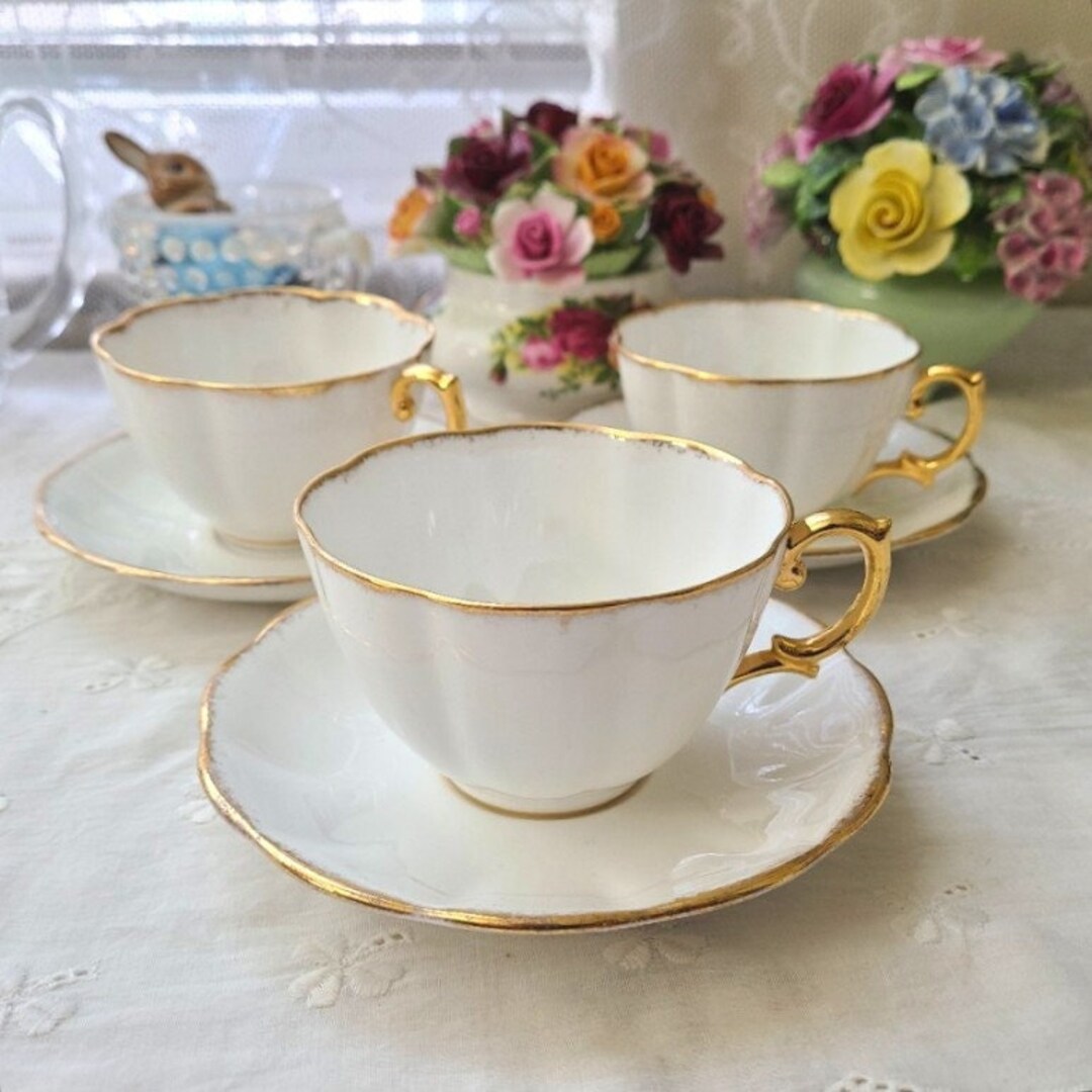 Royal Albert White Teacup and Saucer Set - England - Etsy