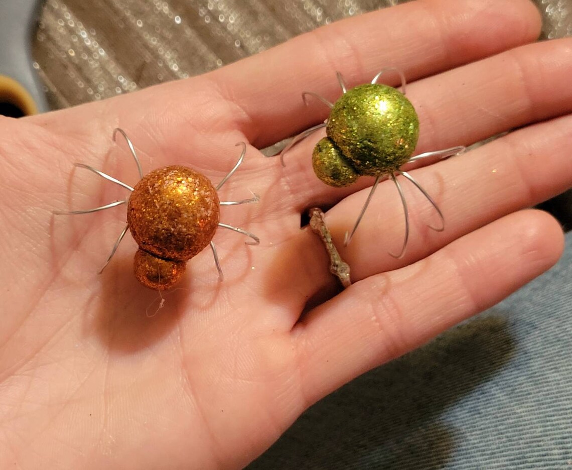 Halloween Mini Glitter Spiders Halloween Tabletop Decoration - Etsy