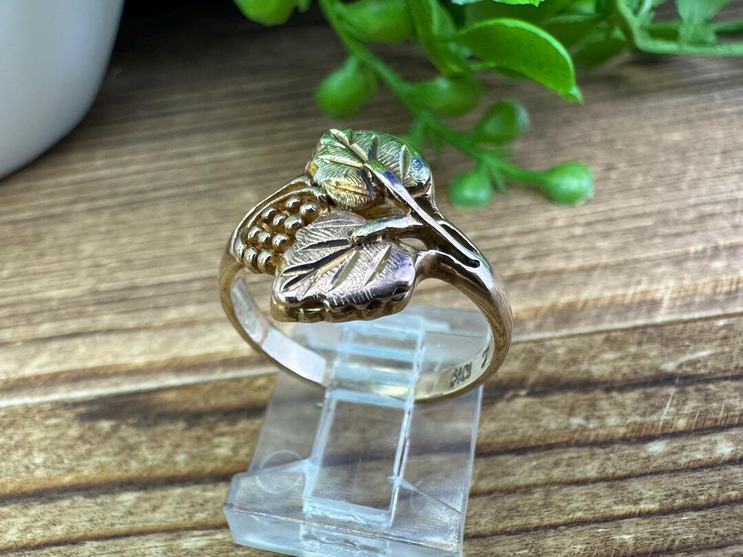 Vintage Landstroms Black Hills Gold Tri-colour 10k Ring - Size 6.5 - Etsy