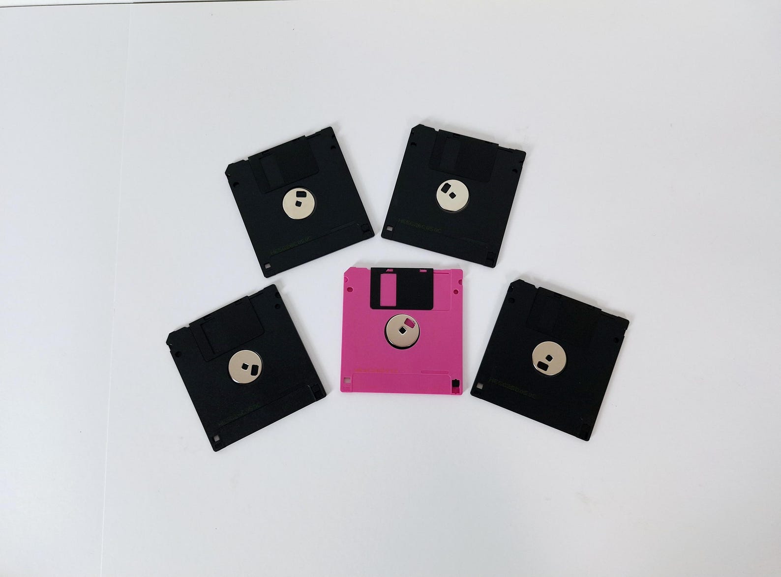 Vintage Floppy Discs 3.5" Mixed Colors Craft Grade NON FUNCTIONING ...