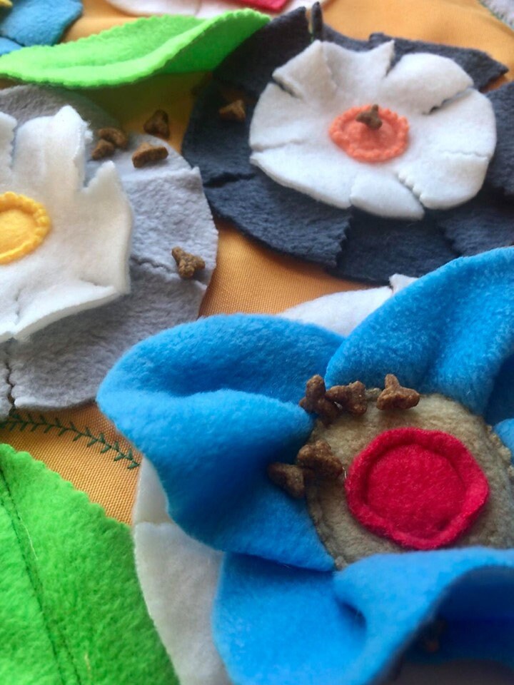 Interactive dog and cat toys Handmade pet play mat Snuffle mat | Etsy