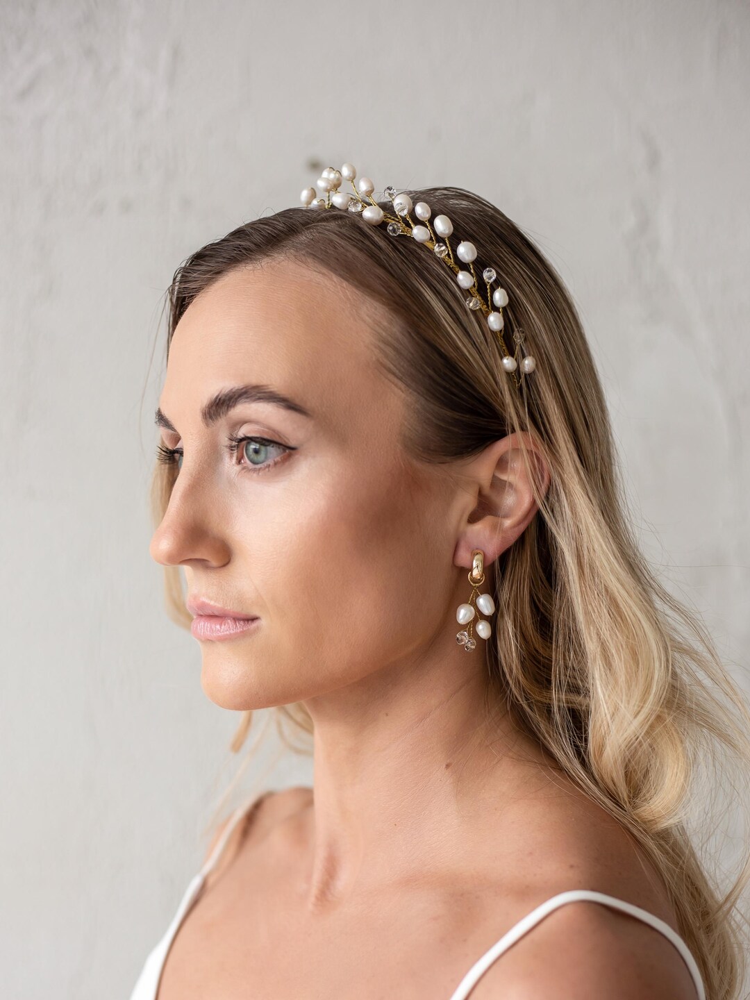 Modern Pearl Wedding Tiara With Pearls, Gold Bridal Headband - Etsy