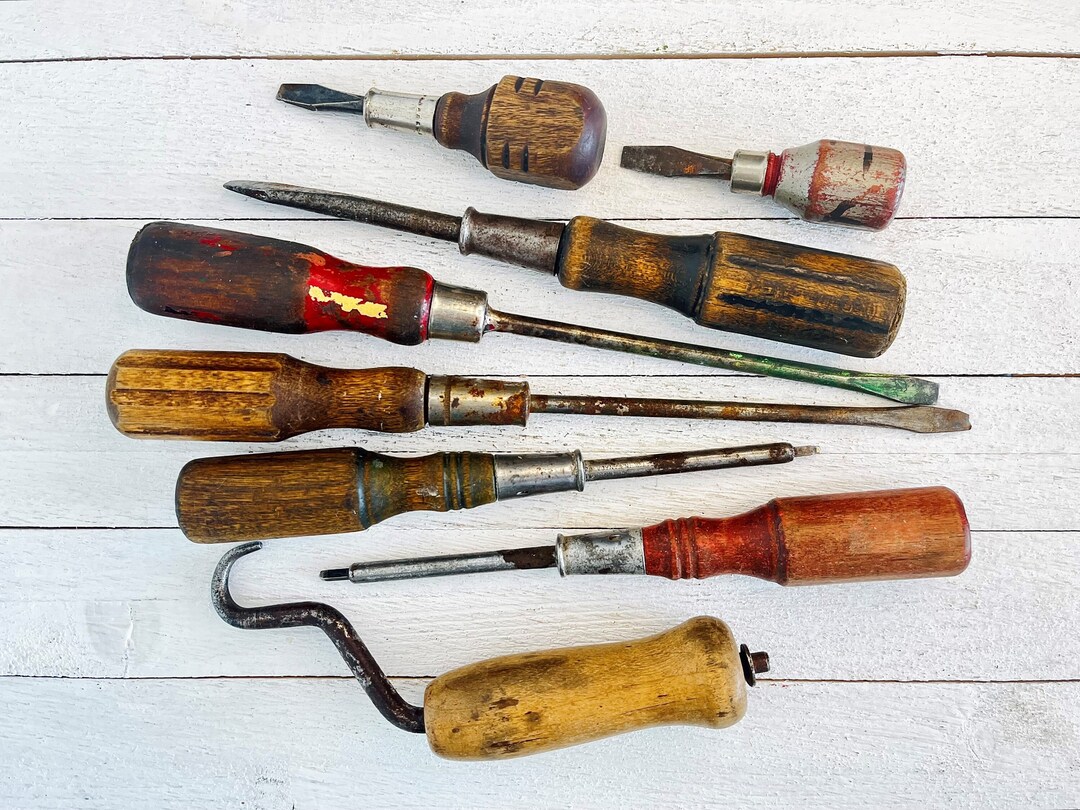 Set of 8 Antique Wooden Handle Screwdrivers, Vintage Workshop, Rustic ...