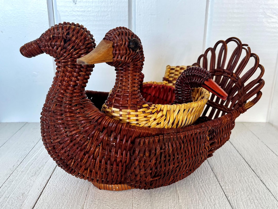 Vintage Mid-century Wicker Nesting Duck Baskets, Fall Autumn, Kitschy ...