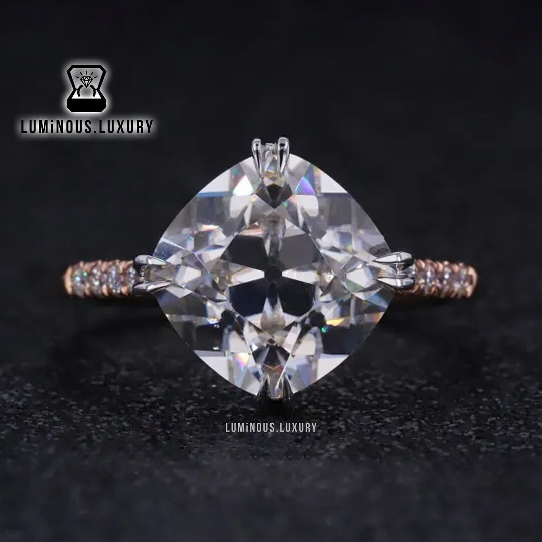 Double Claw Prong Compass Set Ring, 1.5/2.5/3.5 Carat Old Mine Cushion ...