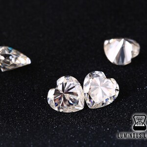 Colorless Heart Cut 0.20 Carat to 3.30 Carat Full Fiery White Loose ...