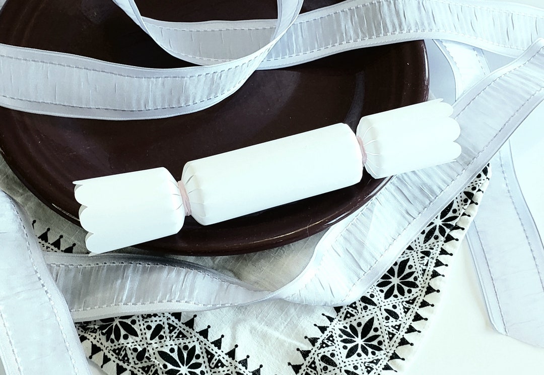 50 White Crackers Kit DIY, Cracker Papers & Snaps, Set of 50 Wedding ...