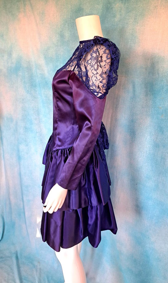 Vintage 80s Sapphire Midnight Blue Lacy Ruffled Taffe… - Gem
