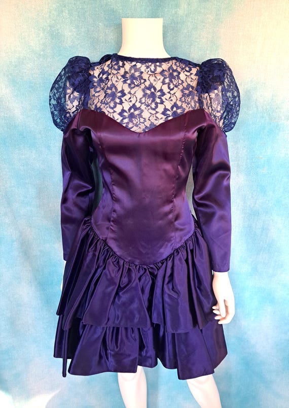 Vintage 80s Sapphire Midnight Blue Lacy Ruffled Taffe… - Gem