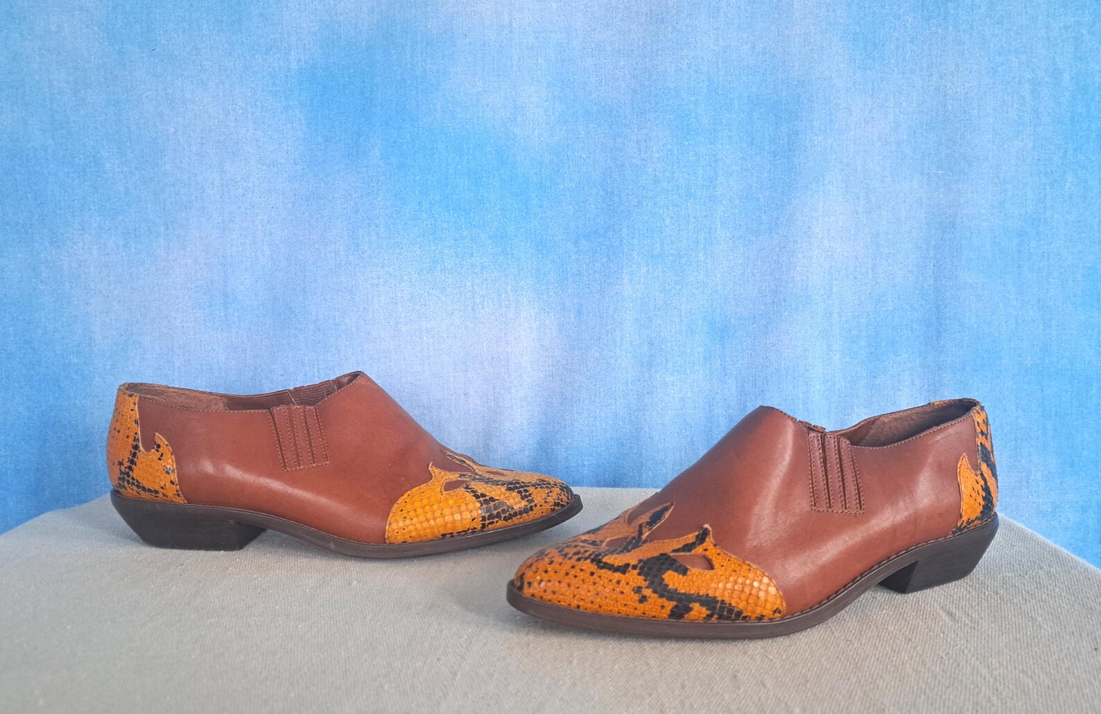 Vintage 80s or 90s Saddle Tan and Stamped Black and Yellow Snakeskin ...