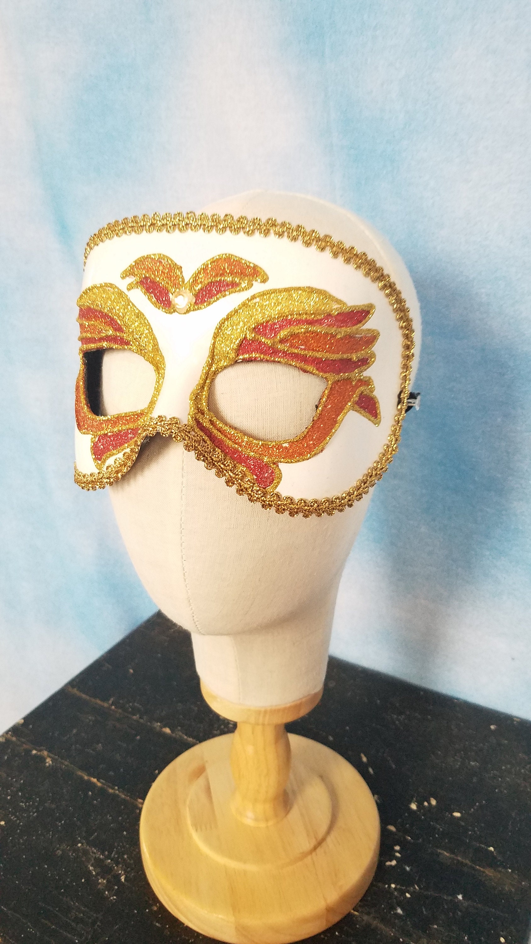 Vintage 80s or 90s White Plastic Felt-backed Sparkly Carnival Half Mask ...