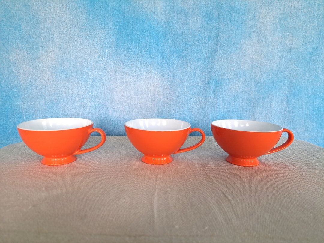 Vintage 70s Set of 3 Orange Coral and White Melamine Plastic Texasware ...