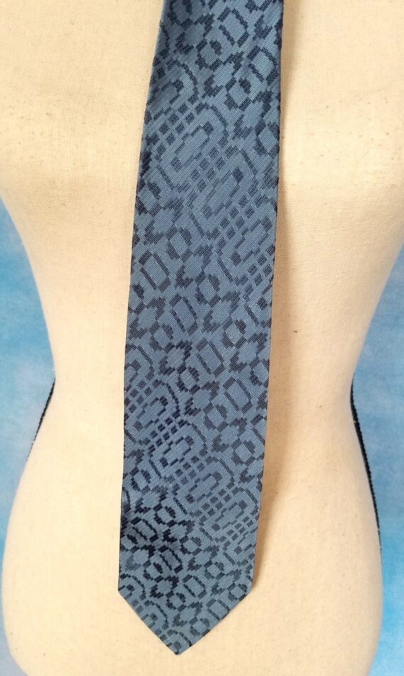 Vintage Late 1940s Early 1950s Cerulean Blue Shiny Ac… - Gem