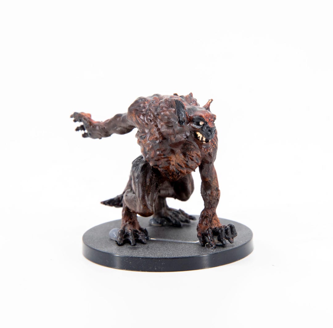 Loup Garou Feral Werewolf | Hand Painted Miniature for Dungeons ...