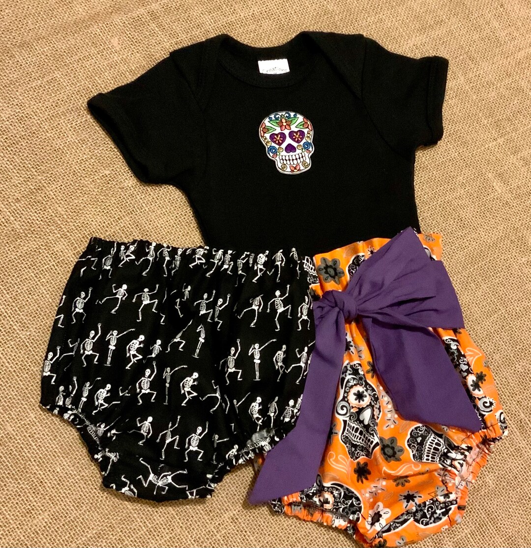 Customizable Halloween / Sugar Skull Diaper Cover/ Onsie Set - Etsy