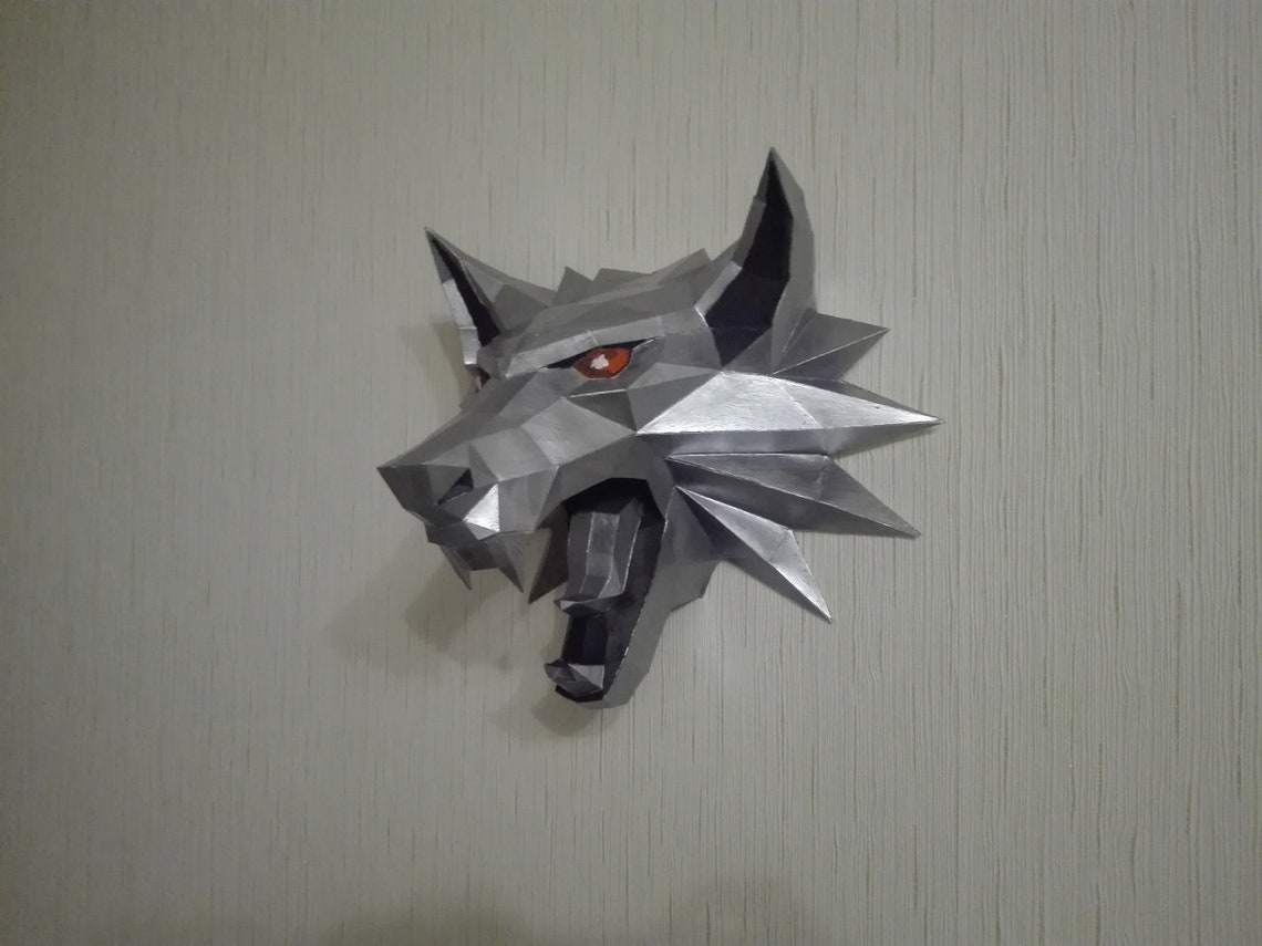Geralt of the Witcher Low Poly, Papercraft, PDF Template, Paper Model ...