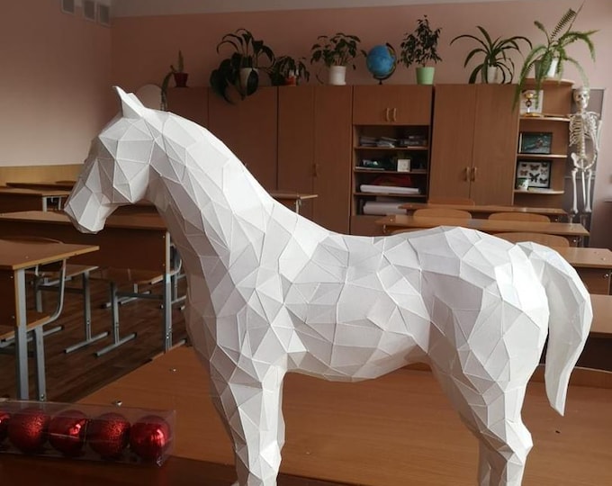 Hand- Low Poly Pdf 3D Papercraft Template, Low Poly DIY Paper Sculpture ...