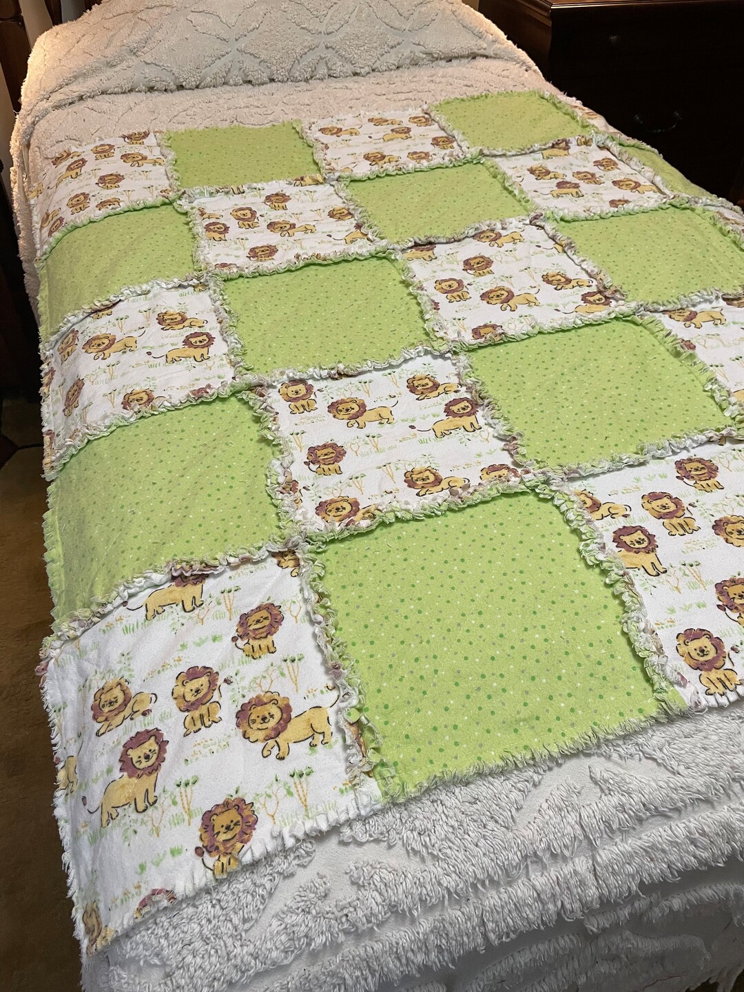 Little Lion Baby Rag Quilt, Green Polka Dot Flannel, 44x44 - Etsy