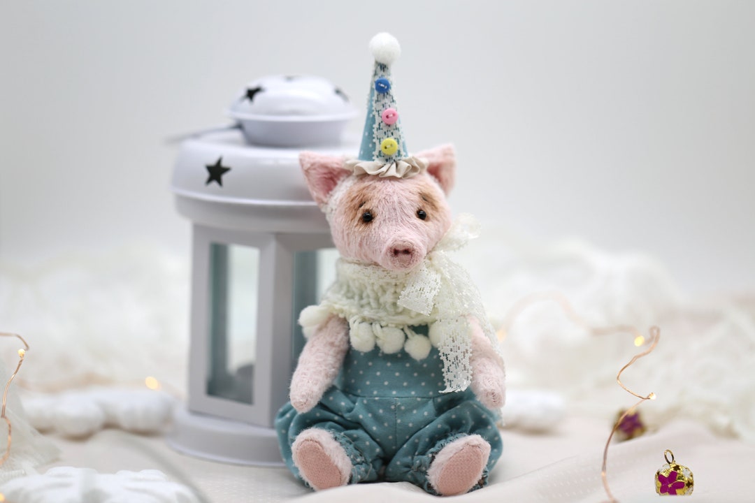 Pig Stuffed Animal Toy Figurine, Teddy Pig Doll, Birthday Piggy Toy as ...