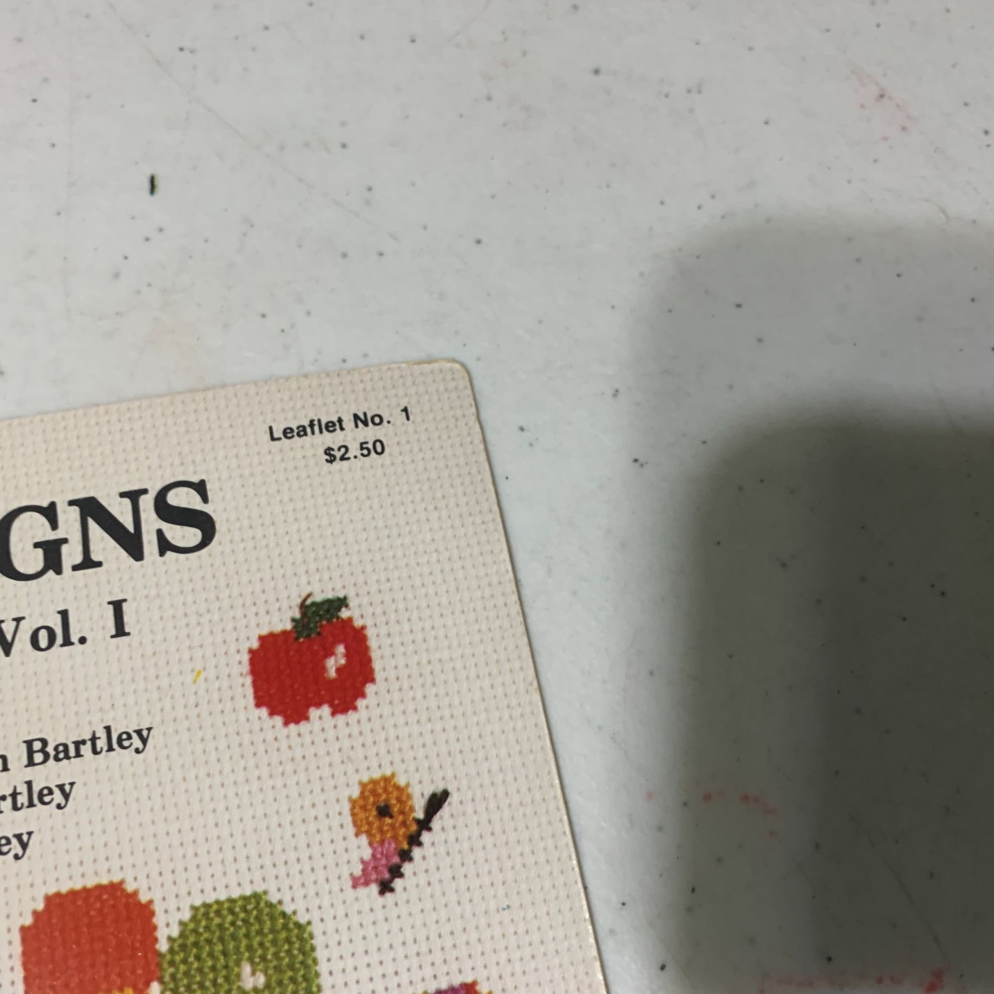 Vintage Craft Leaflet Mini Motif Designs Graphworks Cross Stitch Kids ...