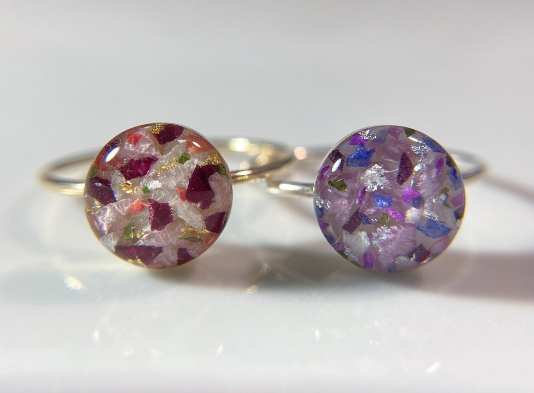Custom Silver Circle Funeral Flower Keepsake Ring, Memorial Jewelry ...