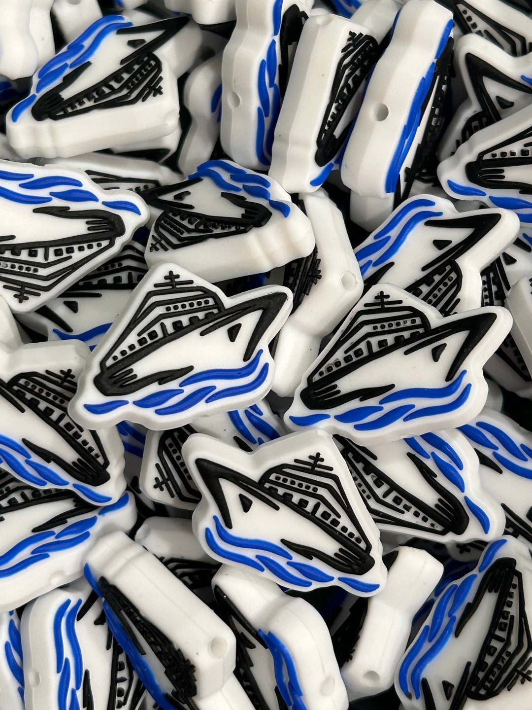 EXCLUSIVE Cruise Ship Silicone Focal Bead - Etsy