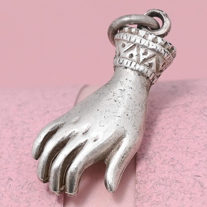 Victorian Hand Pendant - Etsy