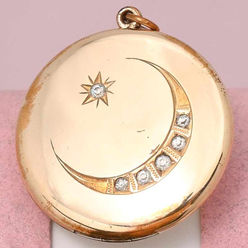 Moon Locket - Etsy