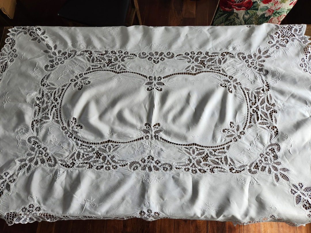 Hand Embroidered Battenburg Lace Tablecloth, 43.3” X 62.2” / 110 Cm X ...