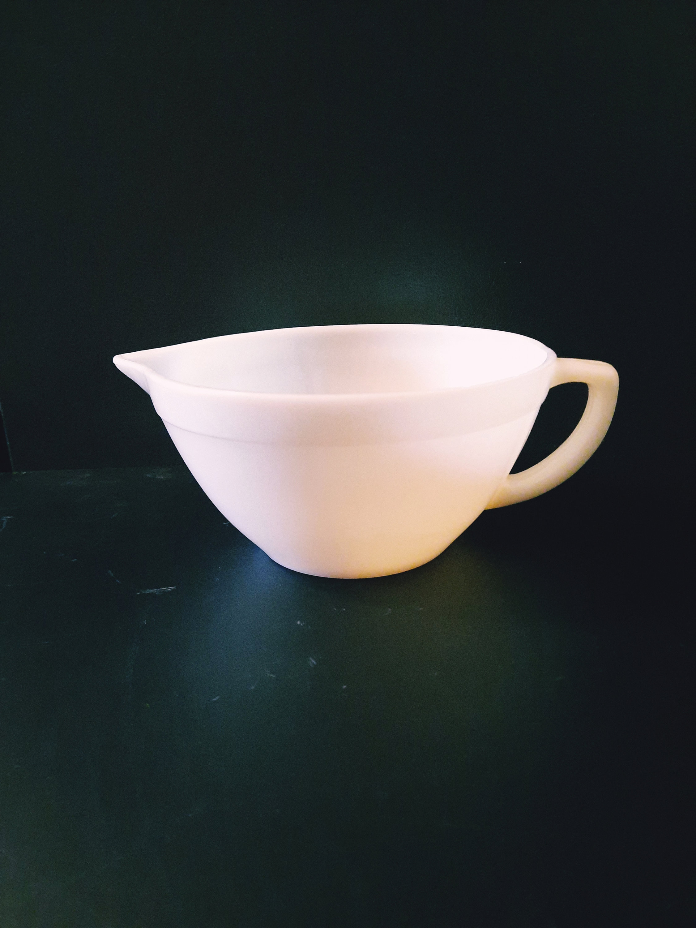1940s Milk Glass Oven Fire King Ware Made in the USA Mixing Bowl With D ...
