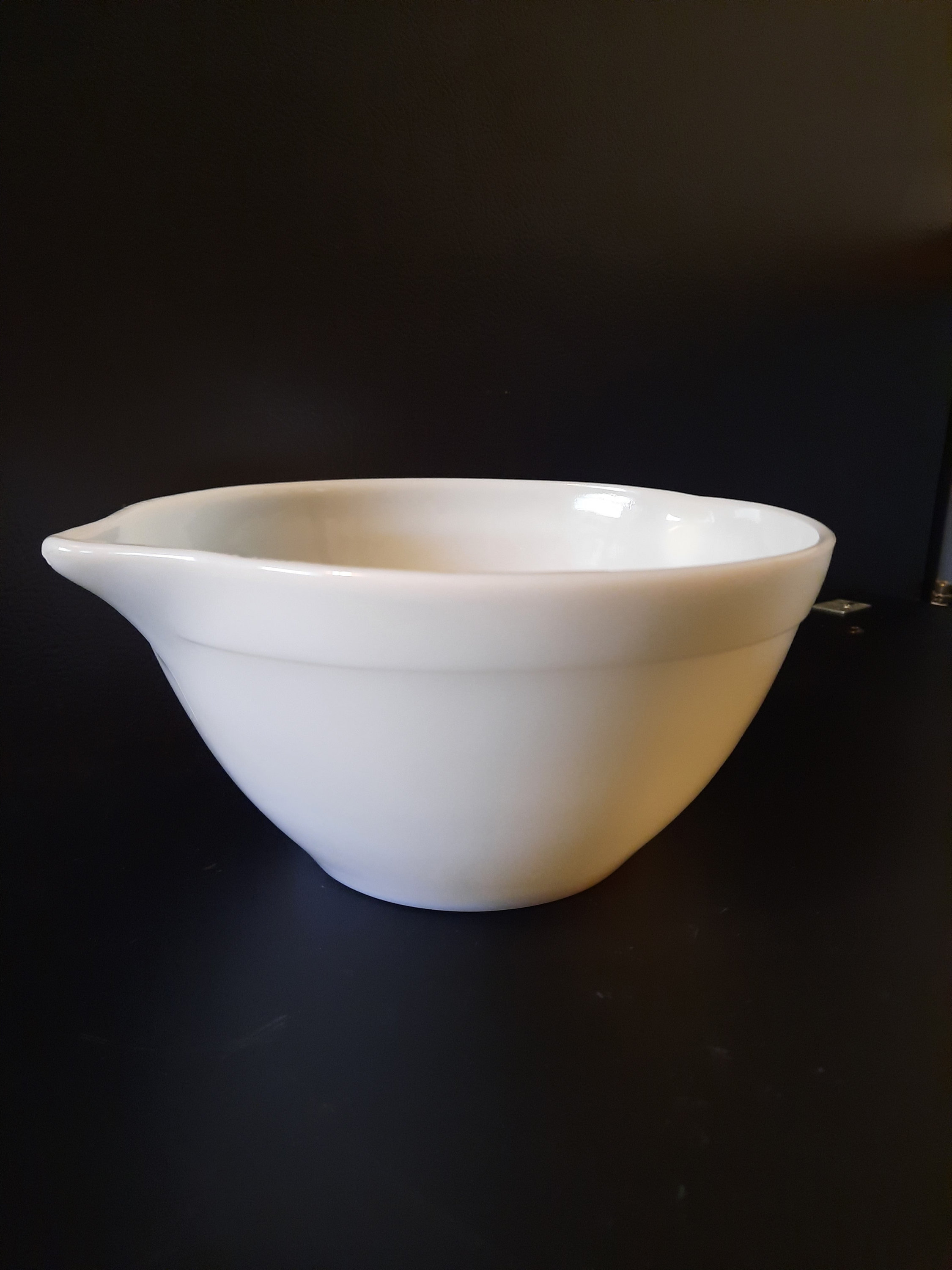 1940s Milk Glass Oven Fire King Ware Made in the USA Mixing Bowl With D ...