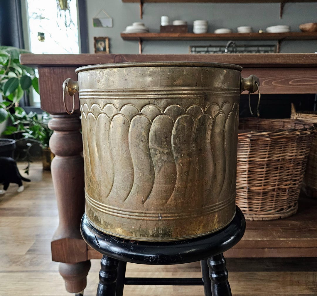 Large Vintage Brass Ring Handle Scallop Detail Planter Pot - Etsy