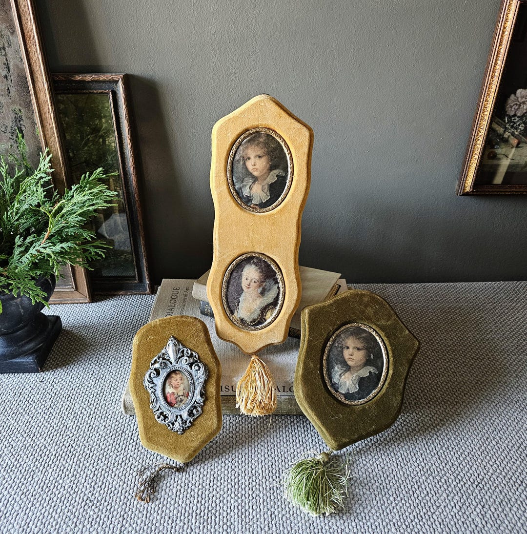 Vintage Velvet Cameo Bubble Portraits Tasseled Wall Hanging Victorian ...