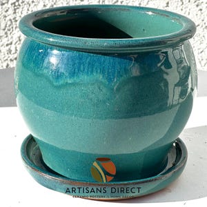 Handmade Ceramic Pot Planter With Attached Saucer - MIRA ALTA ...
