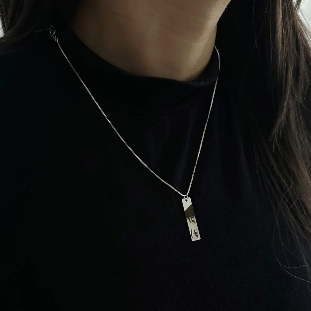 Personalized Human Eyes Necklace for Women/men, Engraved Your Eyes ...