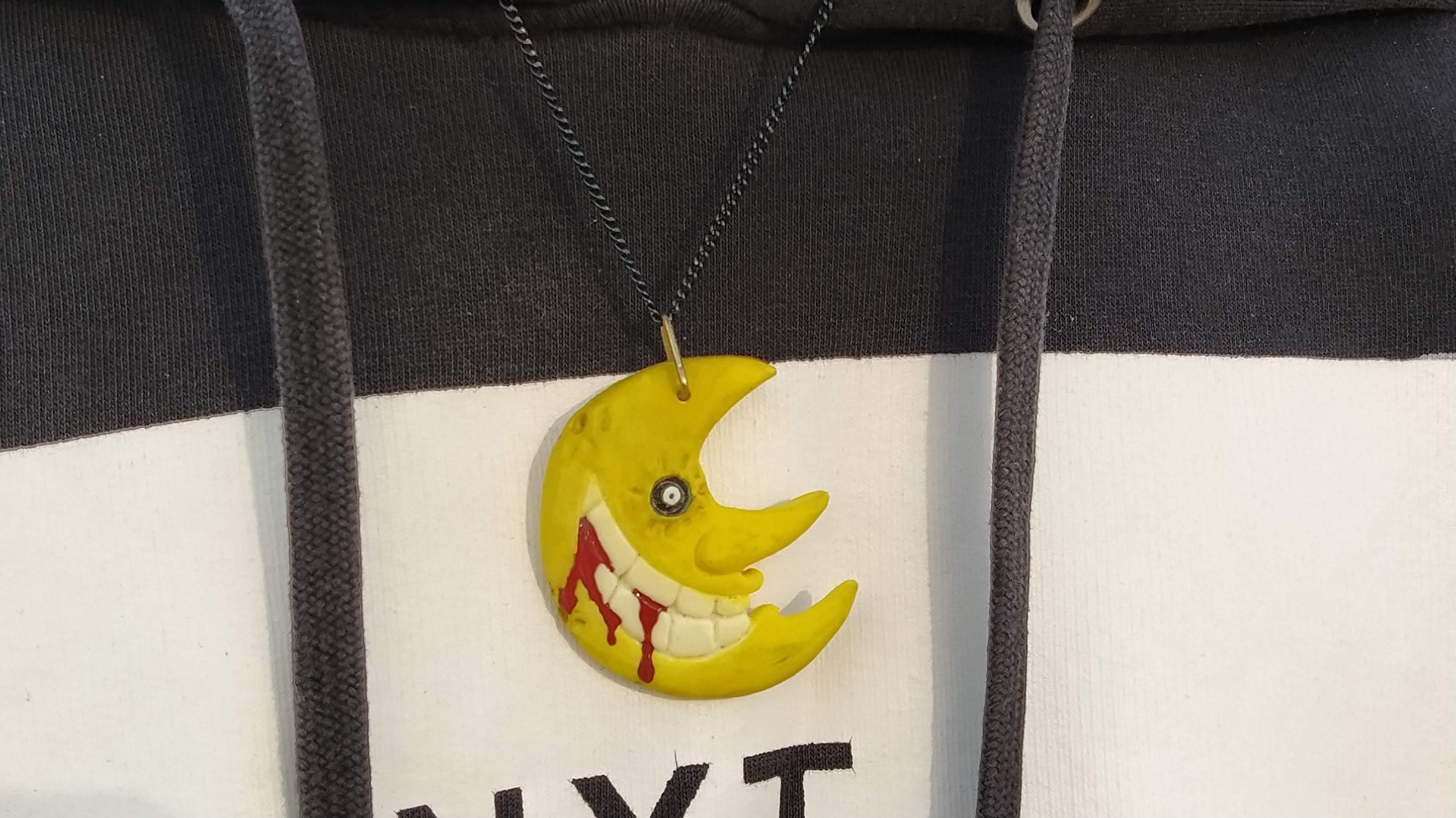 Moon Soul Eater Keychain, Anime Pendant, Geek Necklaces, Moon Magnet ...