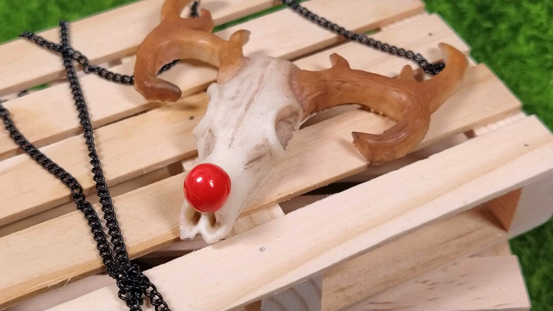 Creepy Cute Rudolph, Santa Reindeer Claus, Reindeer Skull, Animal Skull ...