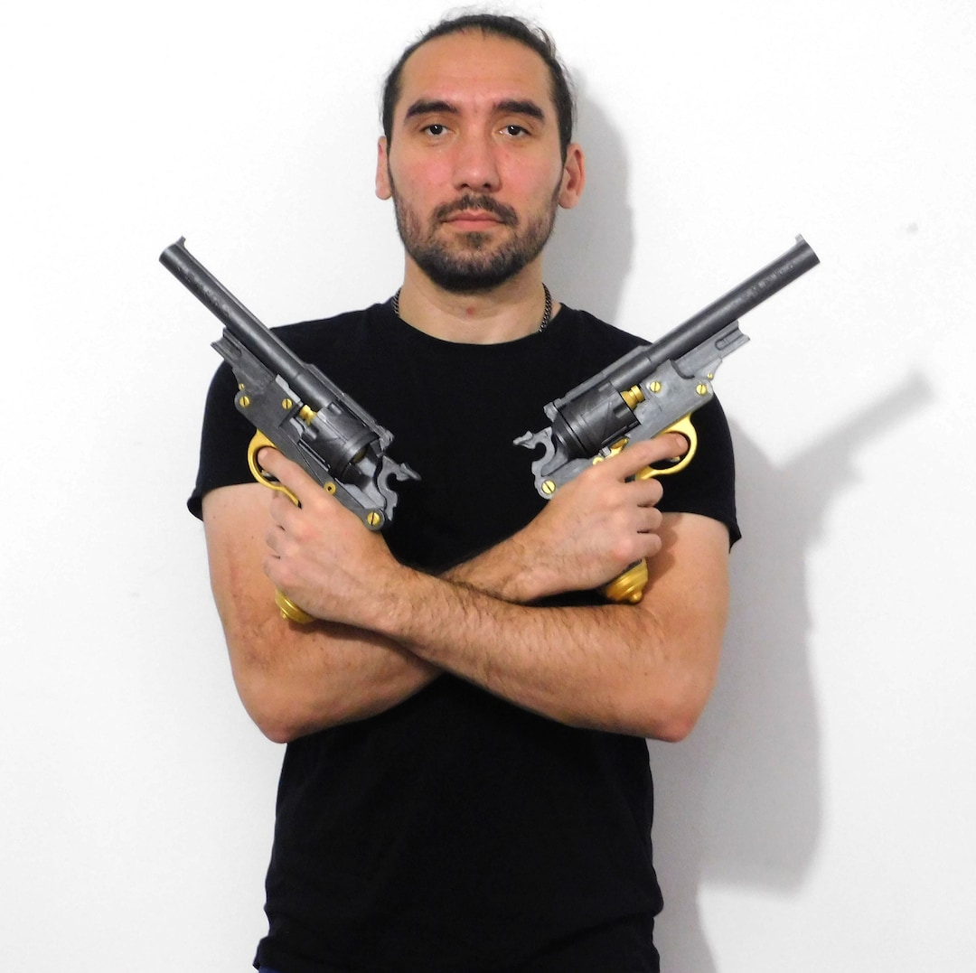 Van Helsing Revolvers Cosplay Props Replica Custom Cosplay Revolver ...