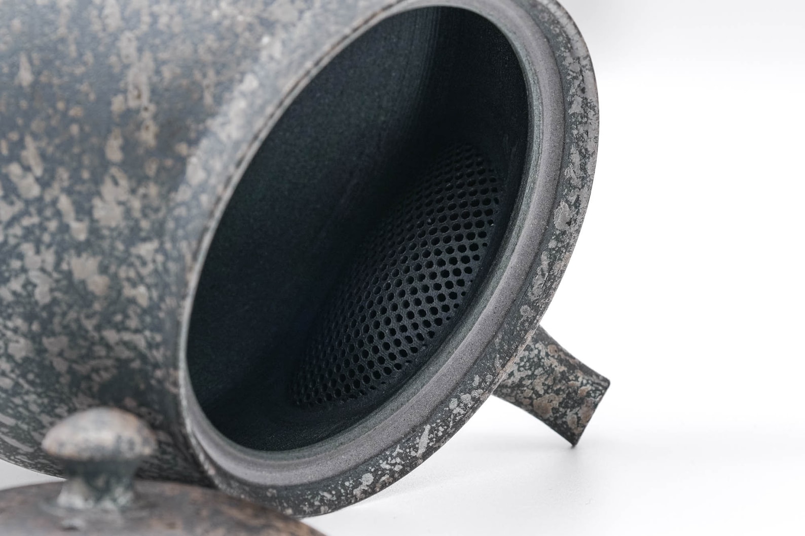 Japanese Kyusu - 藤田徳太 Fujita Tokuta - Ash Glazed Tokoname-yaki Teapot ...