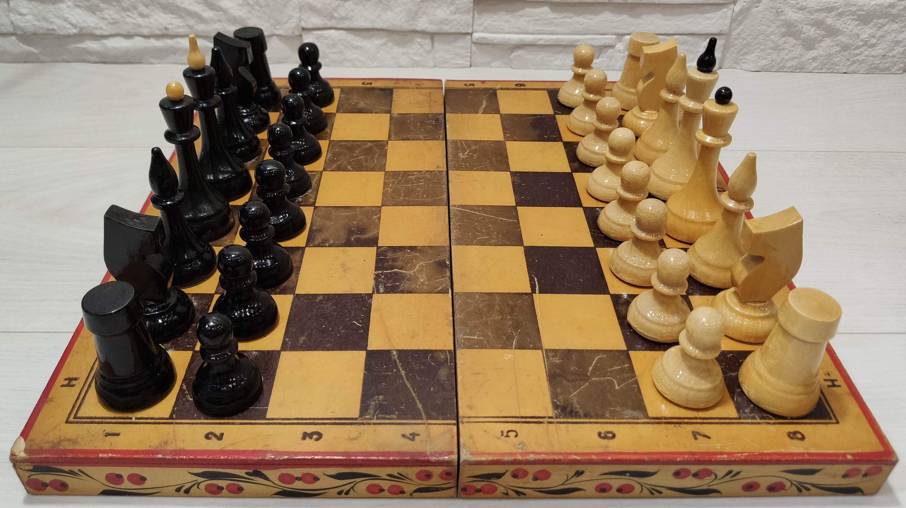 Queen's Gambit series soviet chess set 80s Wooden Russia | Etsy