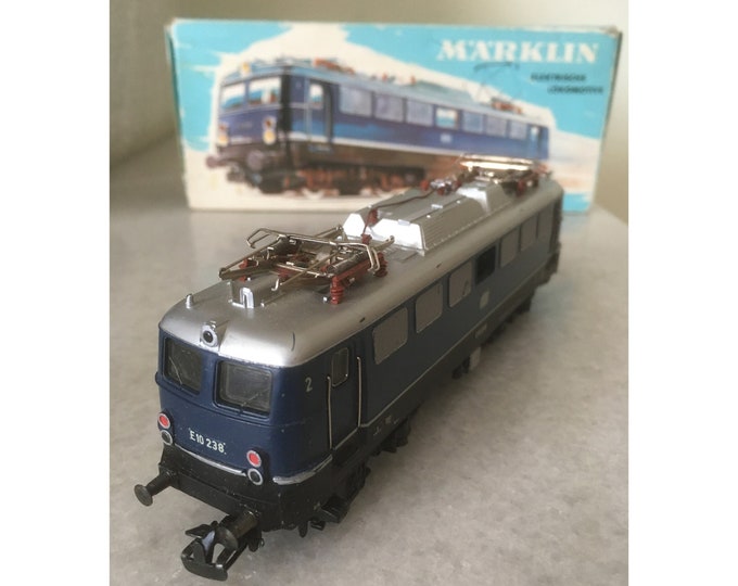 Marklin Swiss Electric Locomotive Model No 3039 in Original Box. Metal ...
