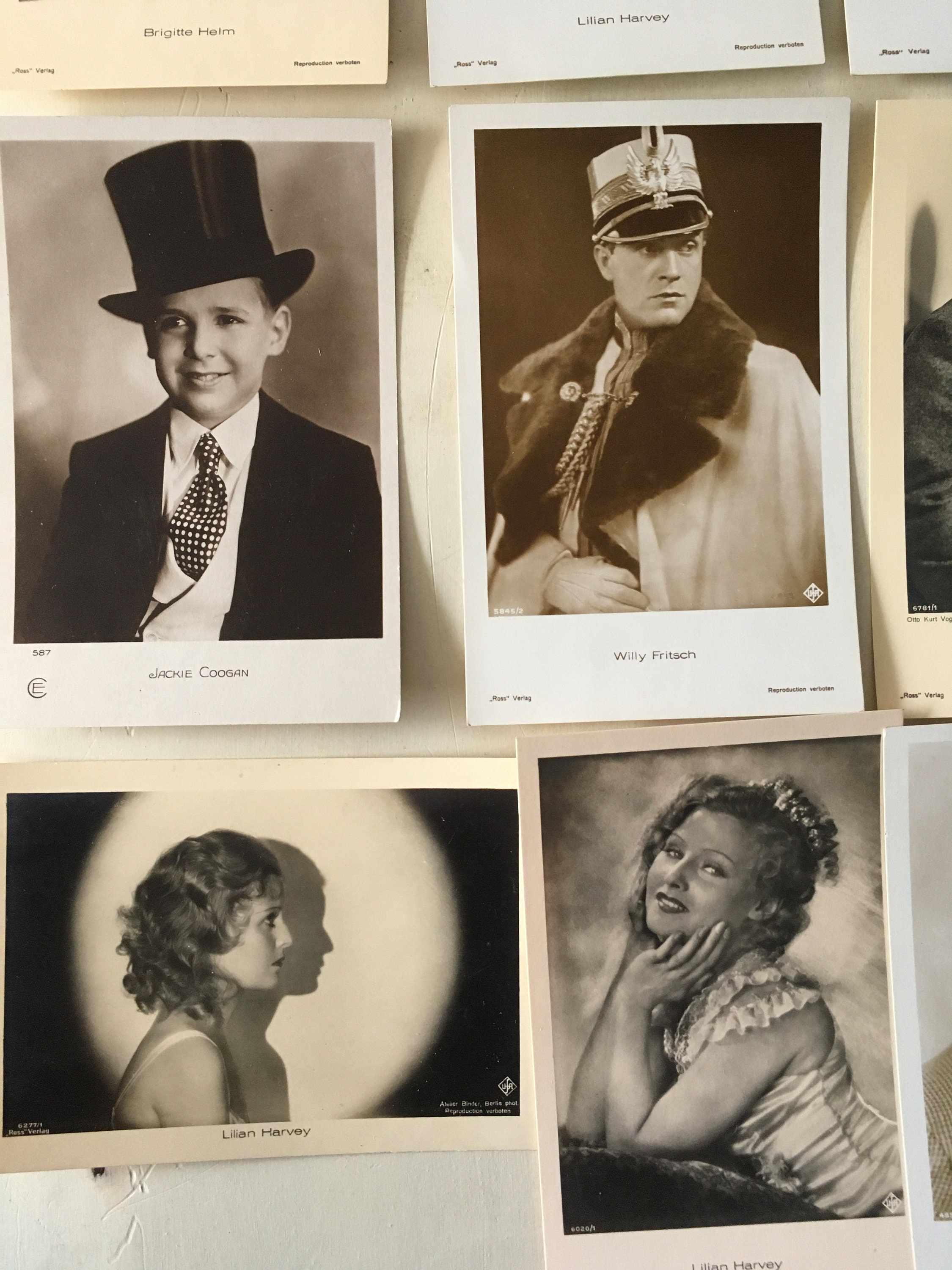 A Lot of 16 Postcards With Old Actors & Actresses. Vintage Collectible ...