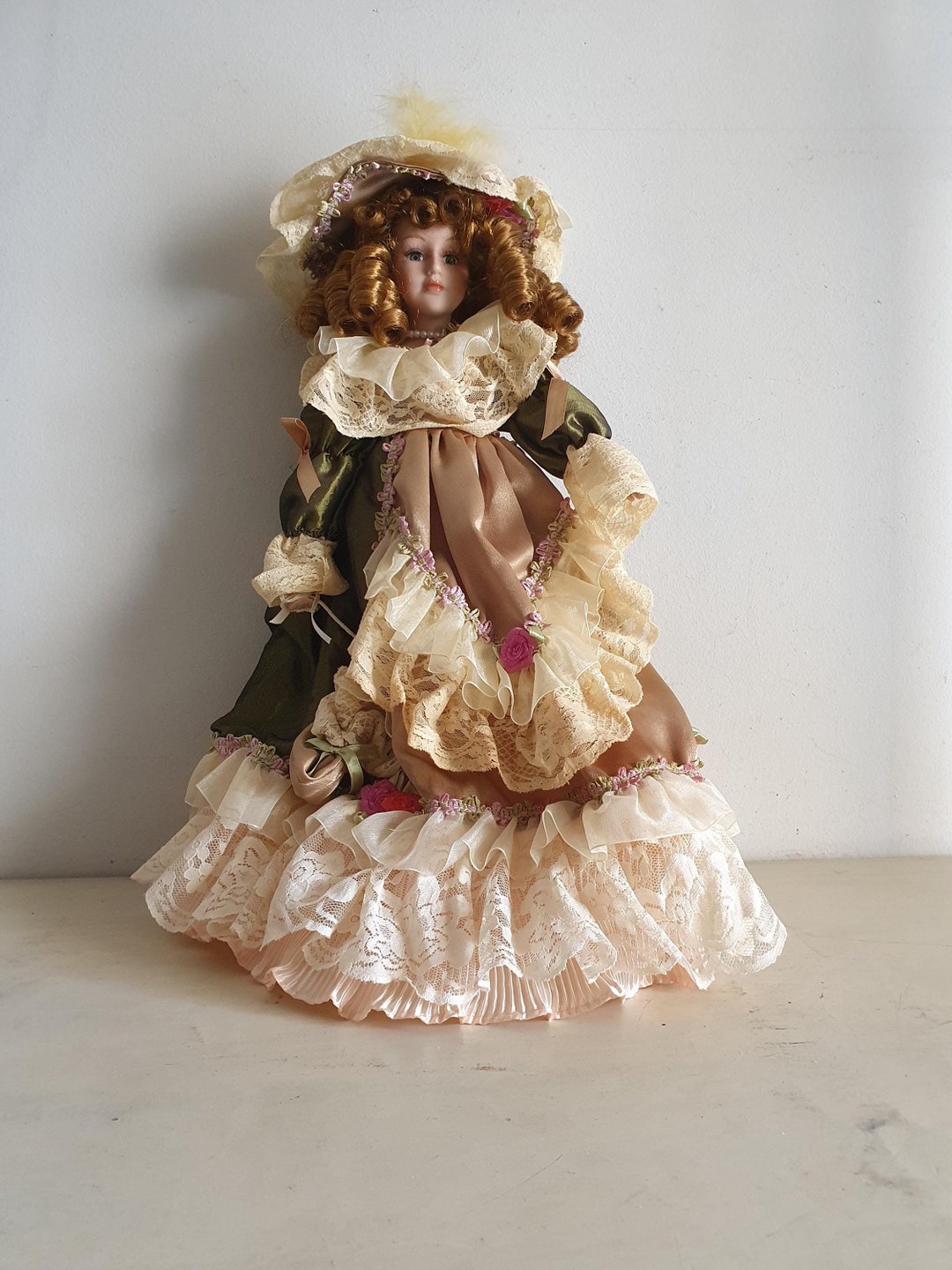 Vintage Victorian-style Porcelain Doll With Lace Dress and Hat - 48cm ...