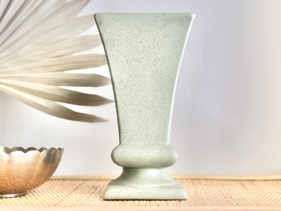 Olive Green Vintage Royal Haeger Square Pedestal Vase | Pottery ...