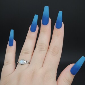Blue Matte Ombré - Press on Nails - Etsy