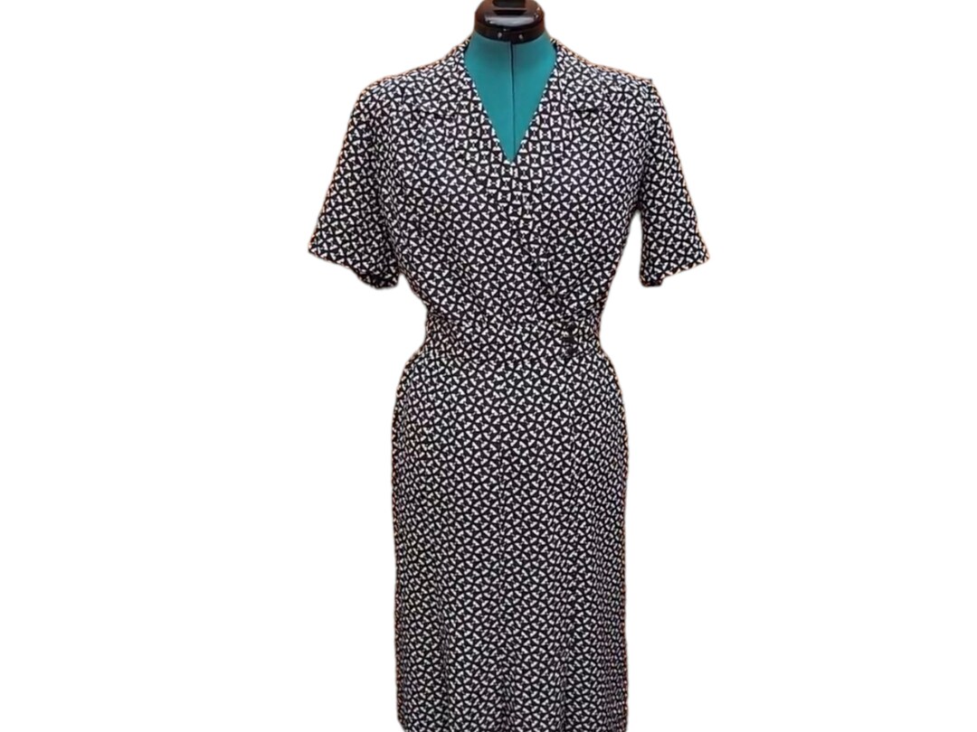 Vintage 90s Curve Hugging Secretary Black White Midi Dress Business ...