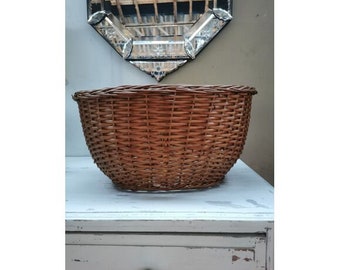 Vintage Wicker Basket / Storage With Thick Rope Edging - Etsy