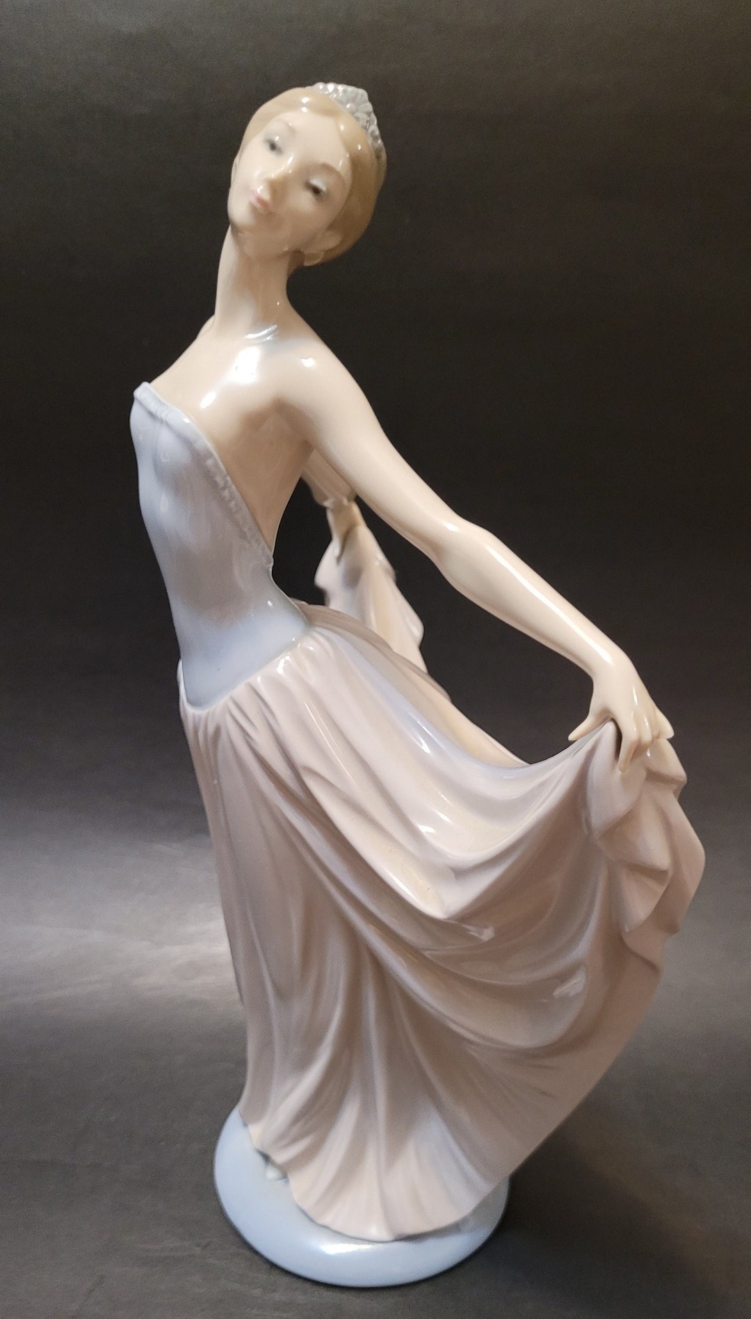 LLADRO Dancer Woman Figurine #5050. 12" High. Great Condition. No Box ...