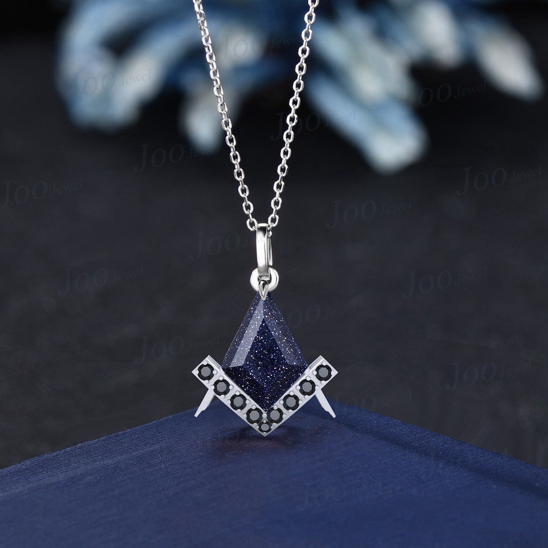 Unique Masonic Blue Goldstone Necklace Solid Gold Kite Galaxy Blue ...